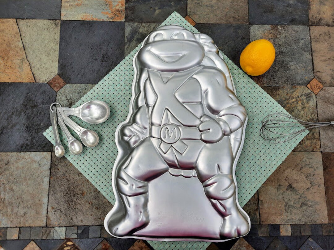 Teenage Mutant Ninja Turtle Cake Pan by Wilton 1989 Cartoon - Etsy