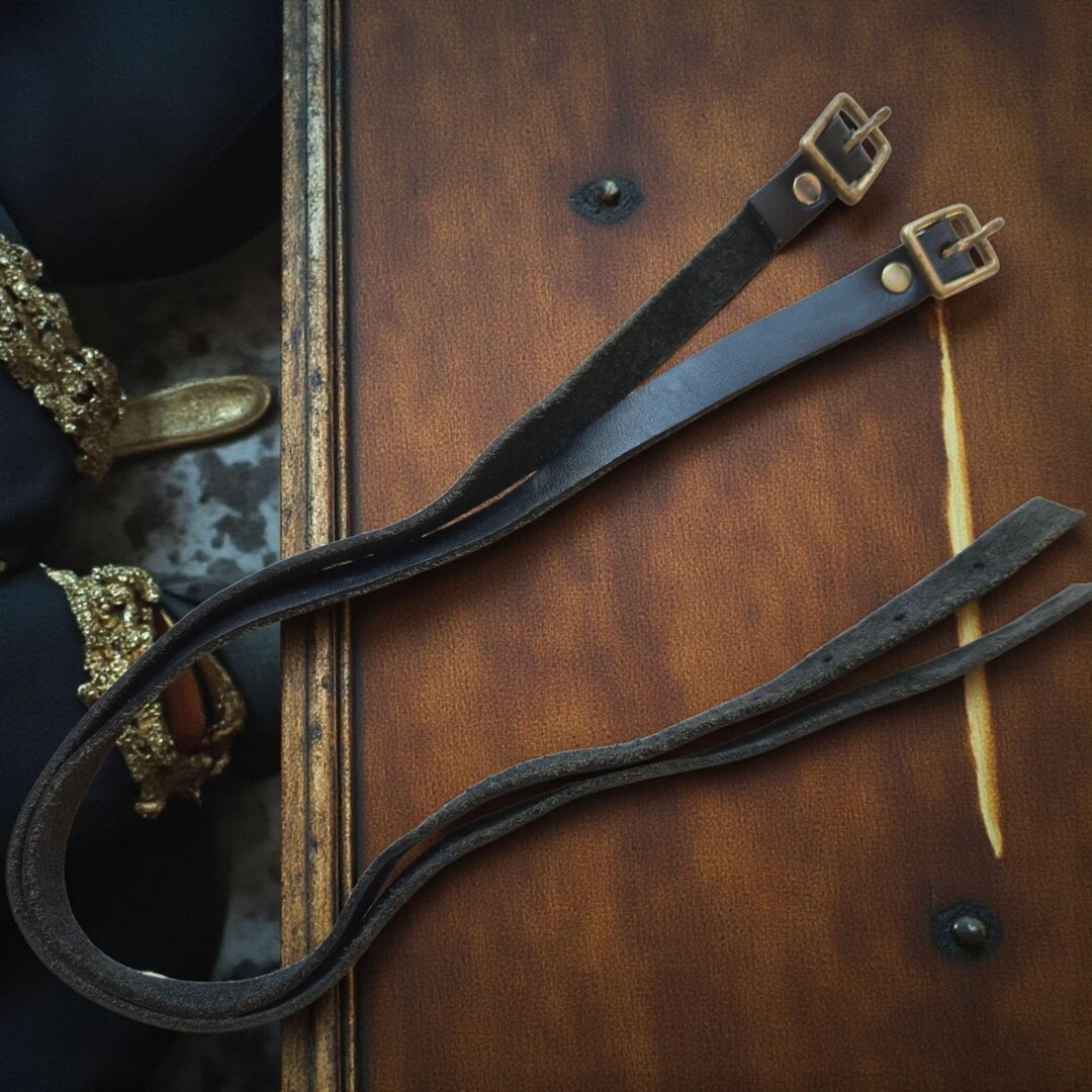 Leather Garters for Men – Historical Reenactment Accessory - Etsy