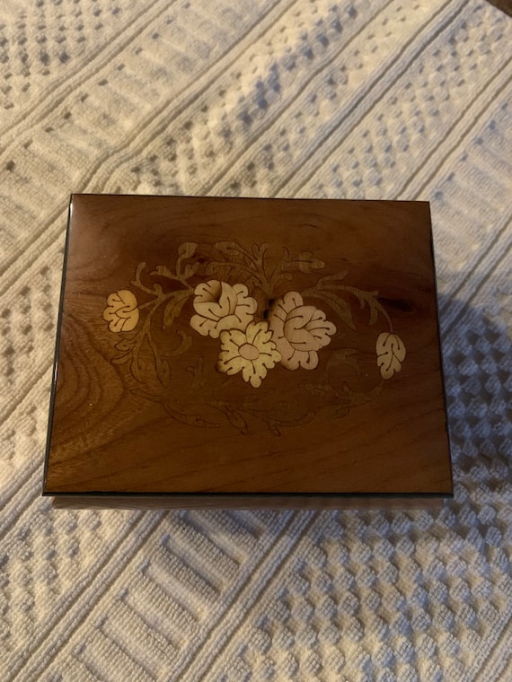 Italian Marquetry Music Box Funiculi Funicula - Etsy