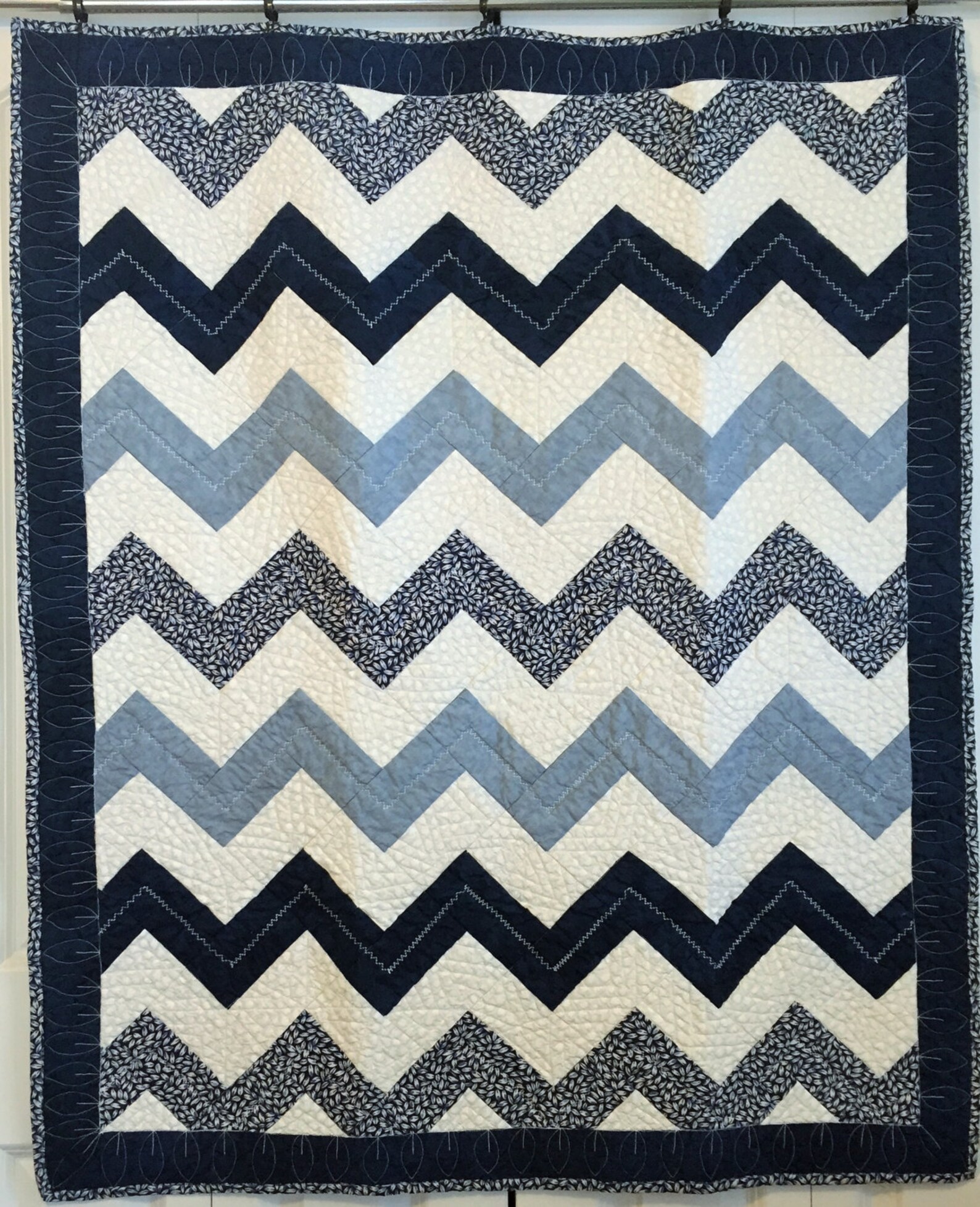 Handmade Quilt Zig Zag Quilt Chevron Pattern Made to Order - Etsy