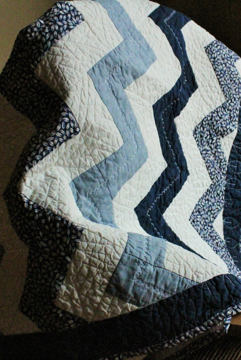 Handmade Quilt Zig Zag Quilt Chevron Pattern Made to Order - Etsy