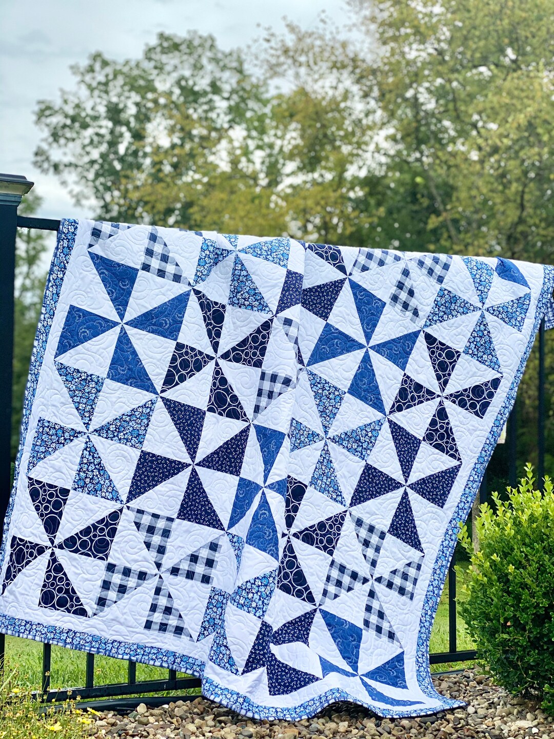 Pinwheel Quilt Handmade in Your Choice of Colors, Any Size Available - Etsy