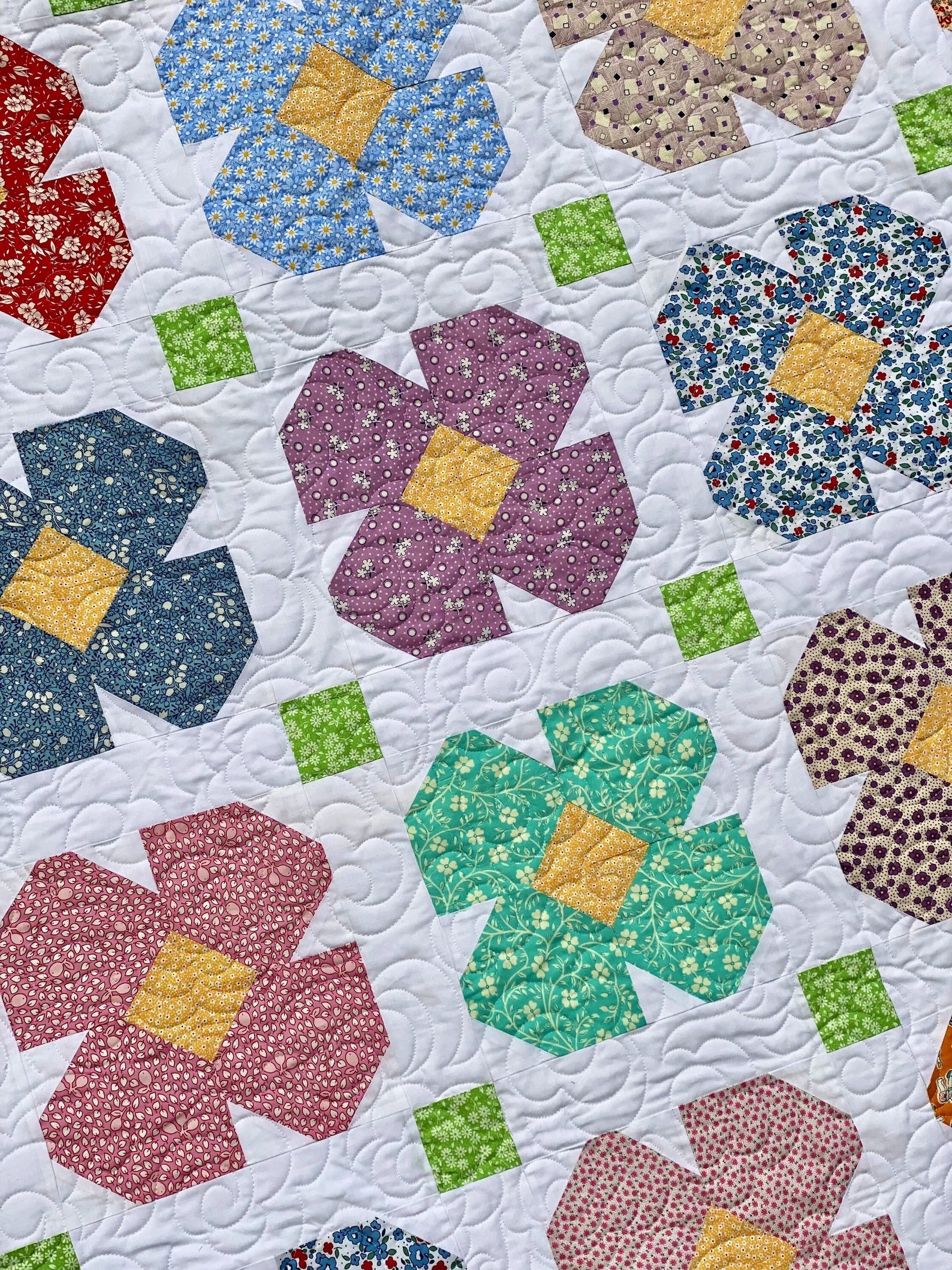 Floret Quilt Handmade Flower Quilt Colorful Petals Quilt - Etsy