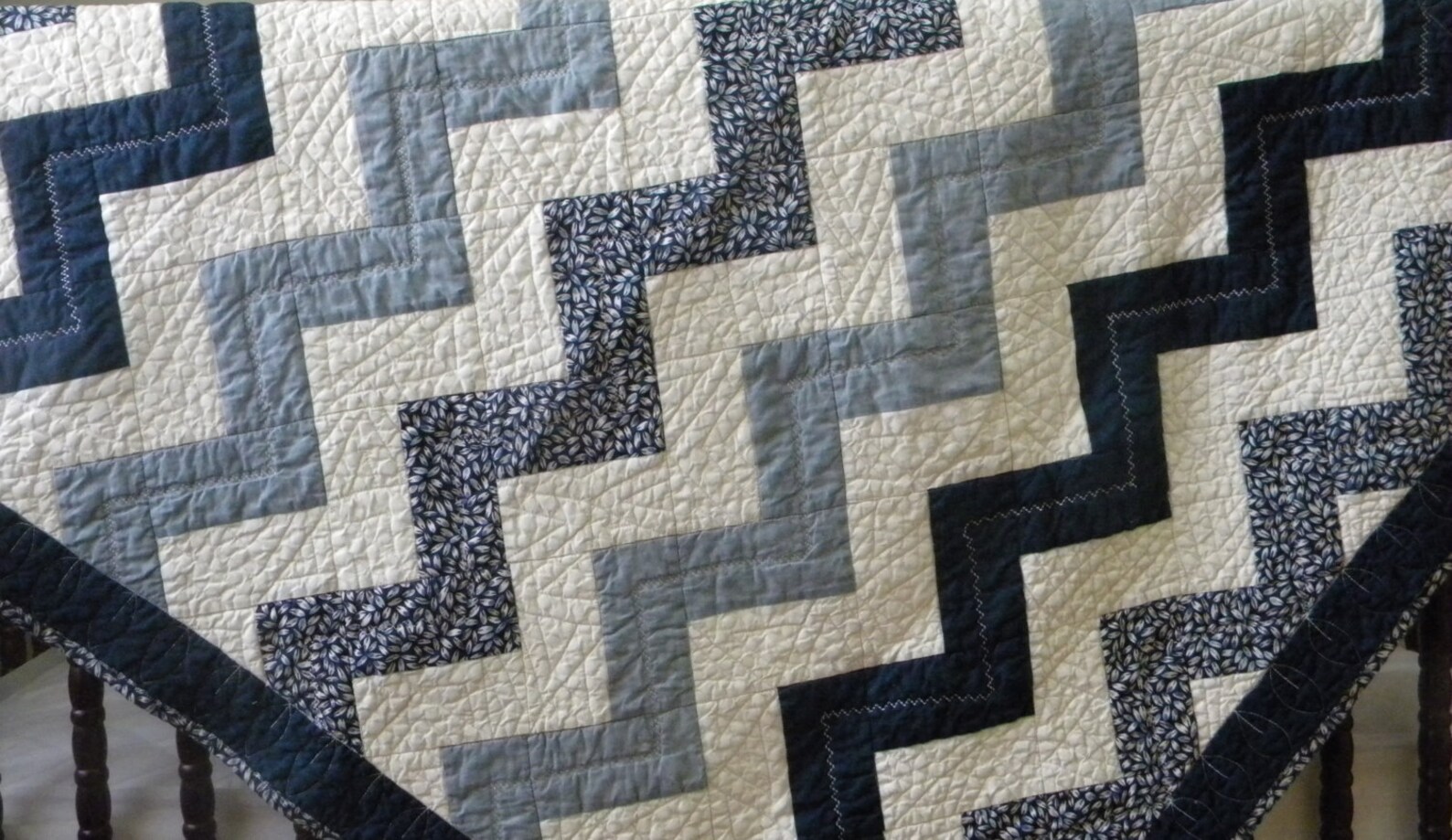 Handmade Quilt Zig Zag Quilt Chevron Pattern Made to Order - Etsy