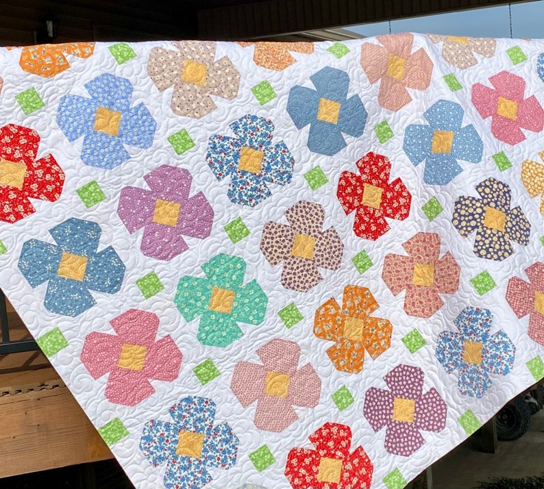 Floret Quilt Handmade Flower Quilt Colorful Petals Quilt - Etsy