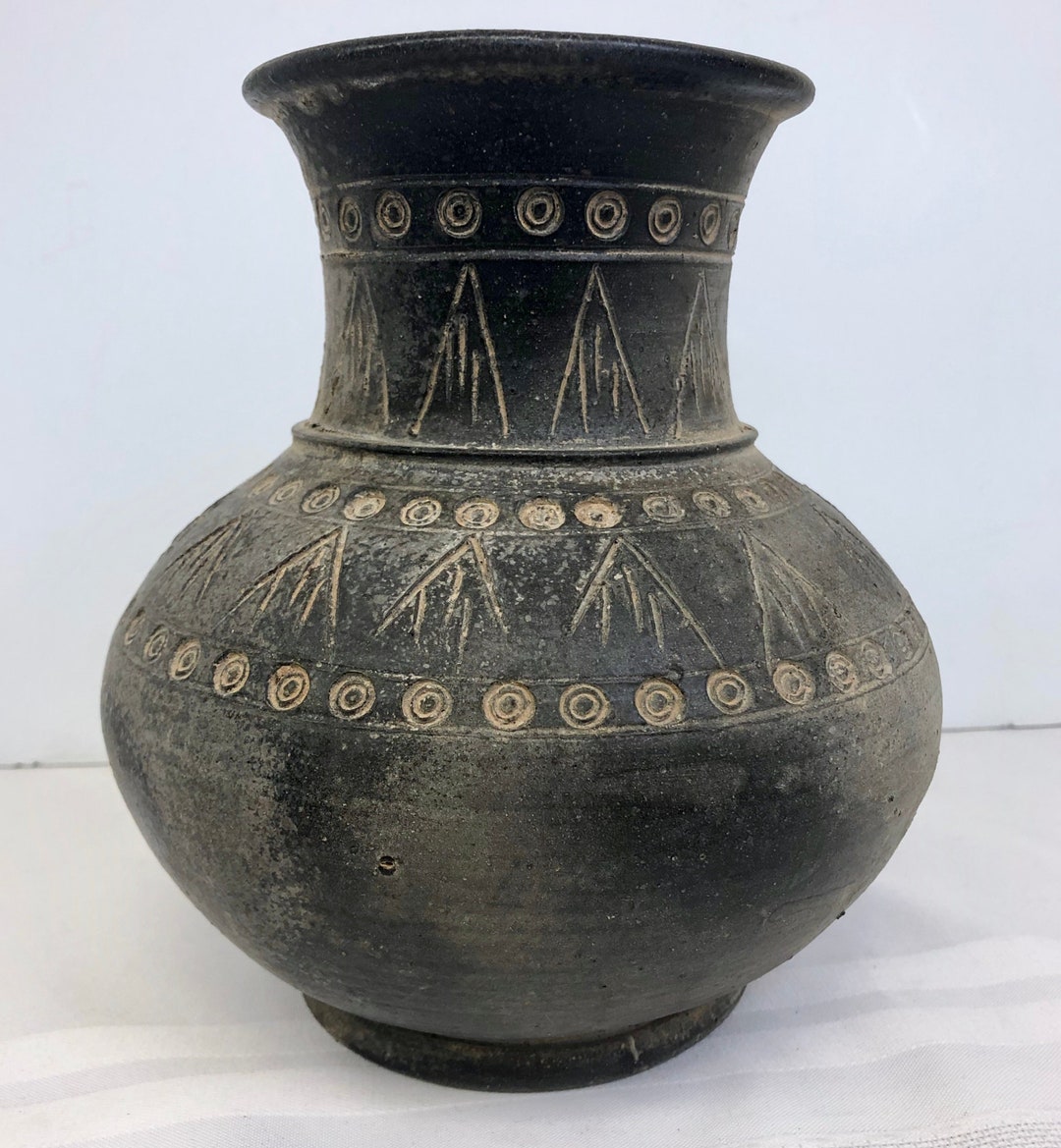 Southwestern Native American Pot From Hopi Tribe Circa 1900-1920 ...