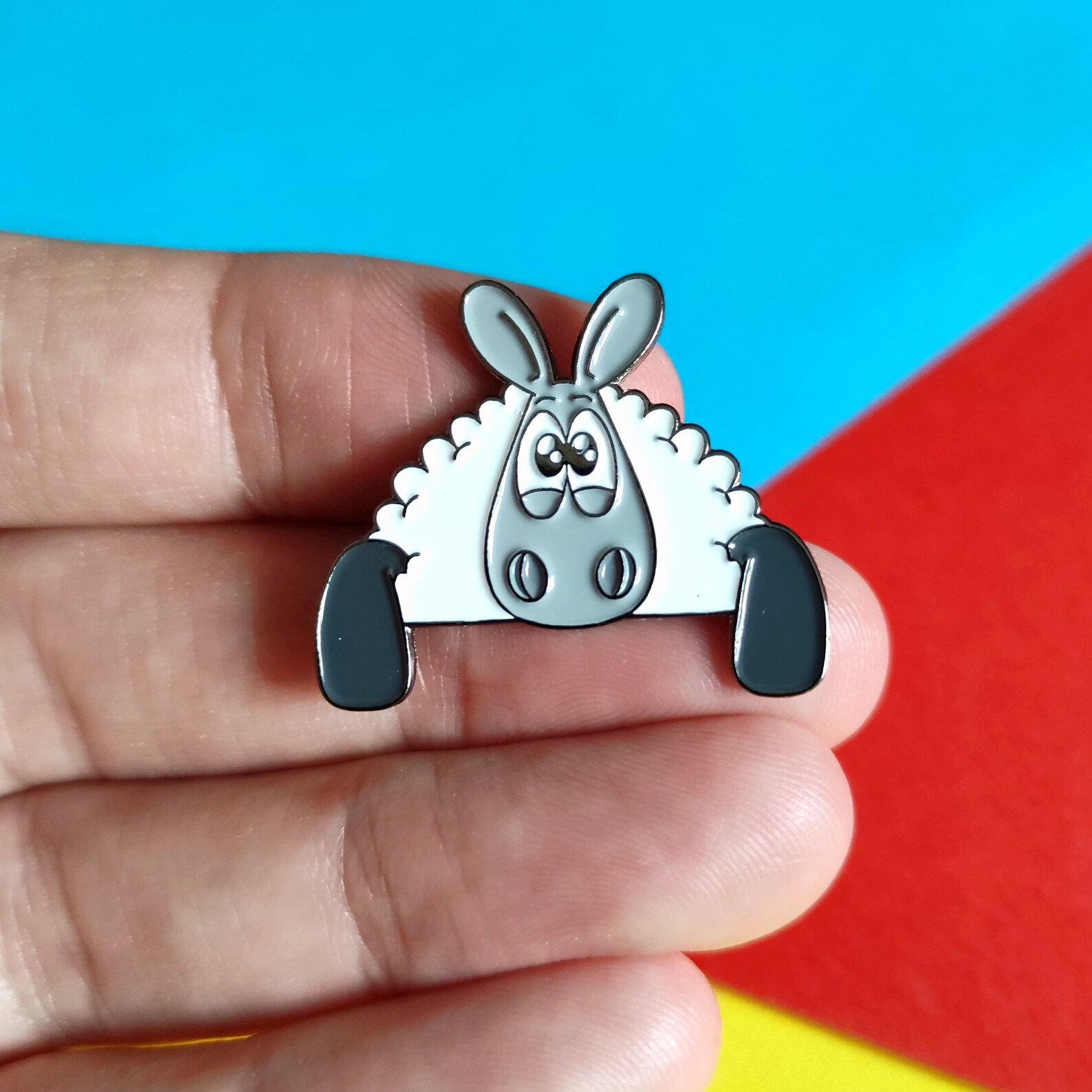 Peeping Sheep! - Enamel Pin, Cute Pin Badge, Sheep Gift, Fun Pin Badge ...