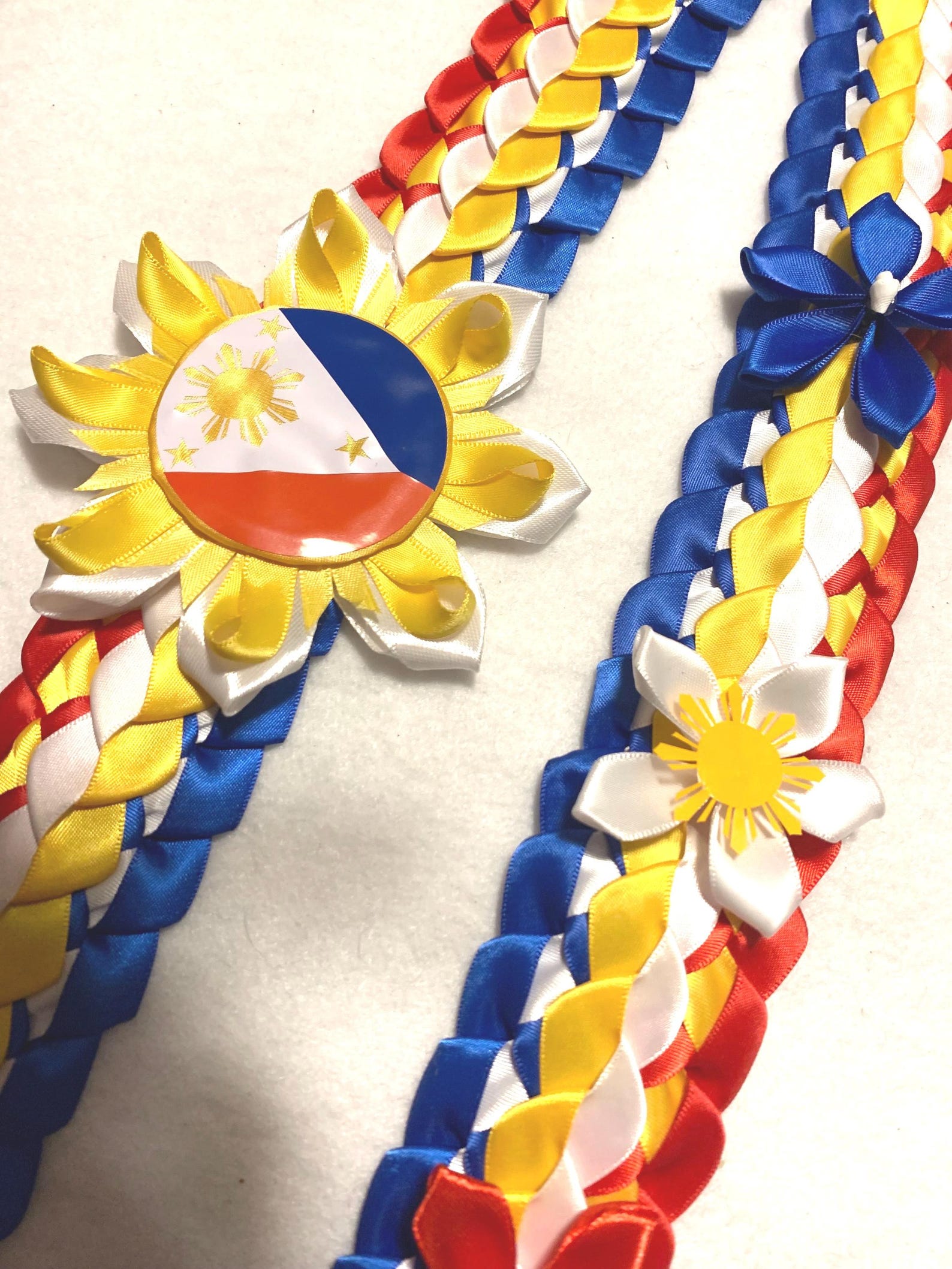 Philippines Grad Lei, Filipino Grad Lei, Filipino Flag Lei - Etsy