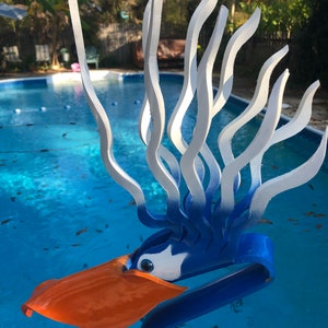 I Feel so Blue Pelican With Feet Spikes - Etsy