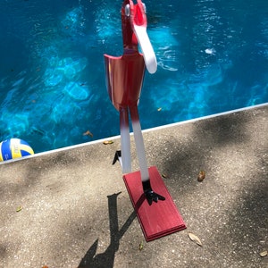 Cool Calvin Yard Bird With Foot Spikes - Etsy