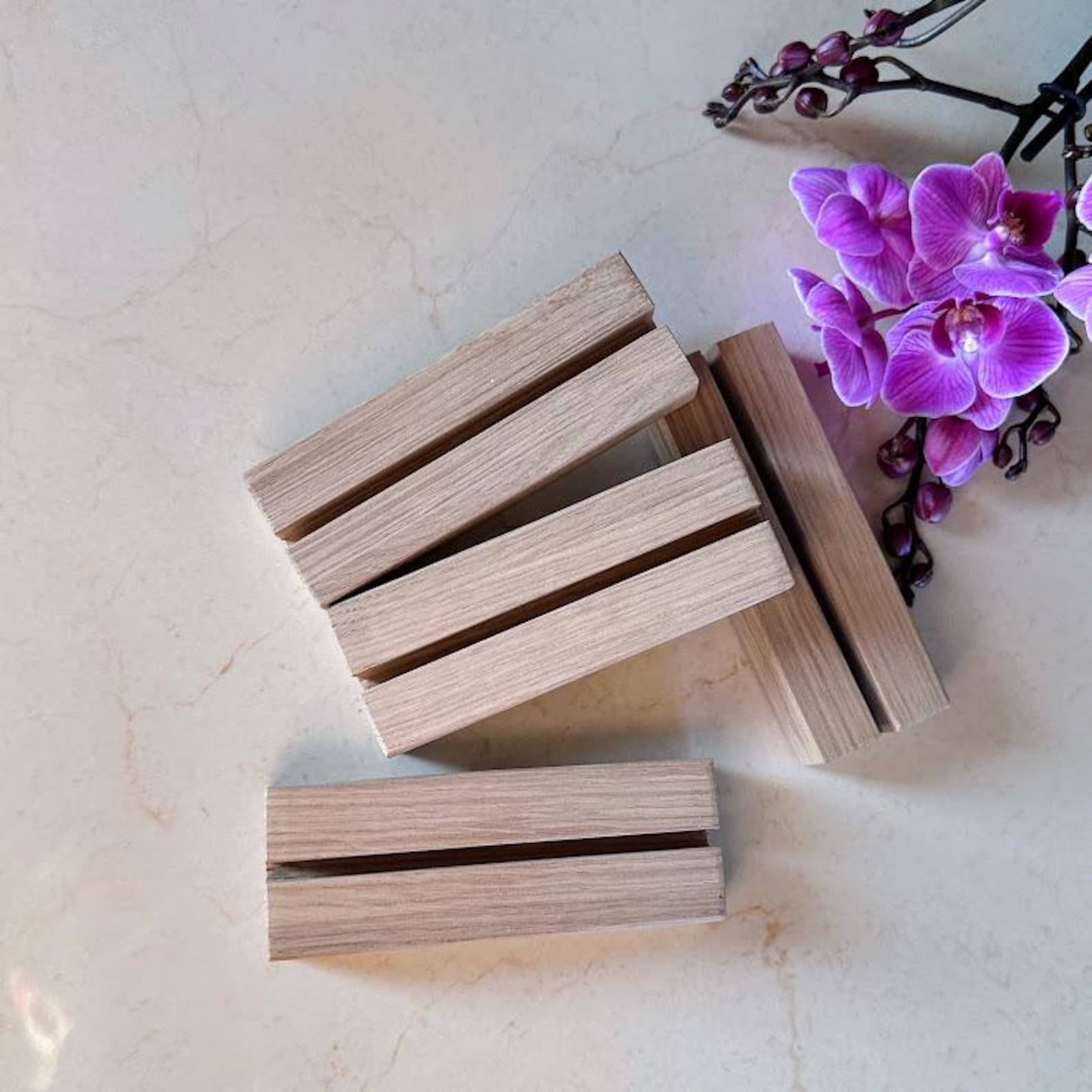 Wooden Bases Wedding Table Number Stands 3mm Acrylic Sign Stand Base to ...