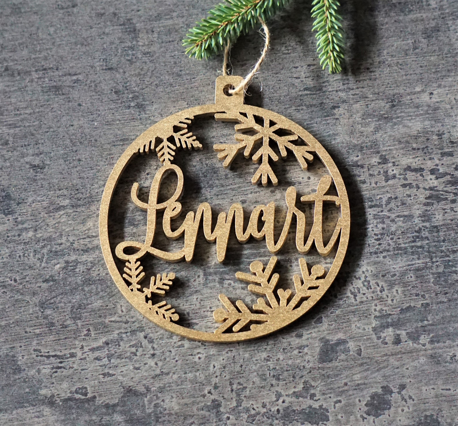 7 Custom Christmas Baubles Personalized Christmas Decor With Name Wood ...