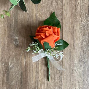 Orange Rose Buttonhole: Wedding Groom Boutonniere With Gypsophila Bow ...