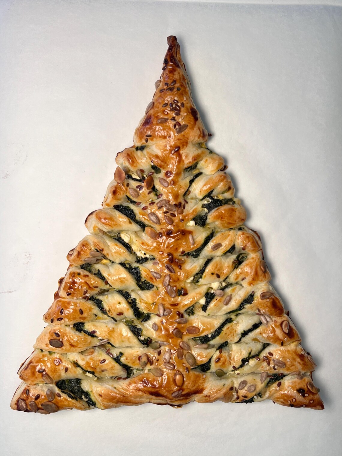 Christmas Tree Feta and Spinach Puff Pastry Recipe, Festive Holiday ...