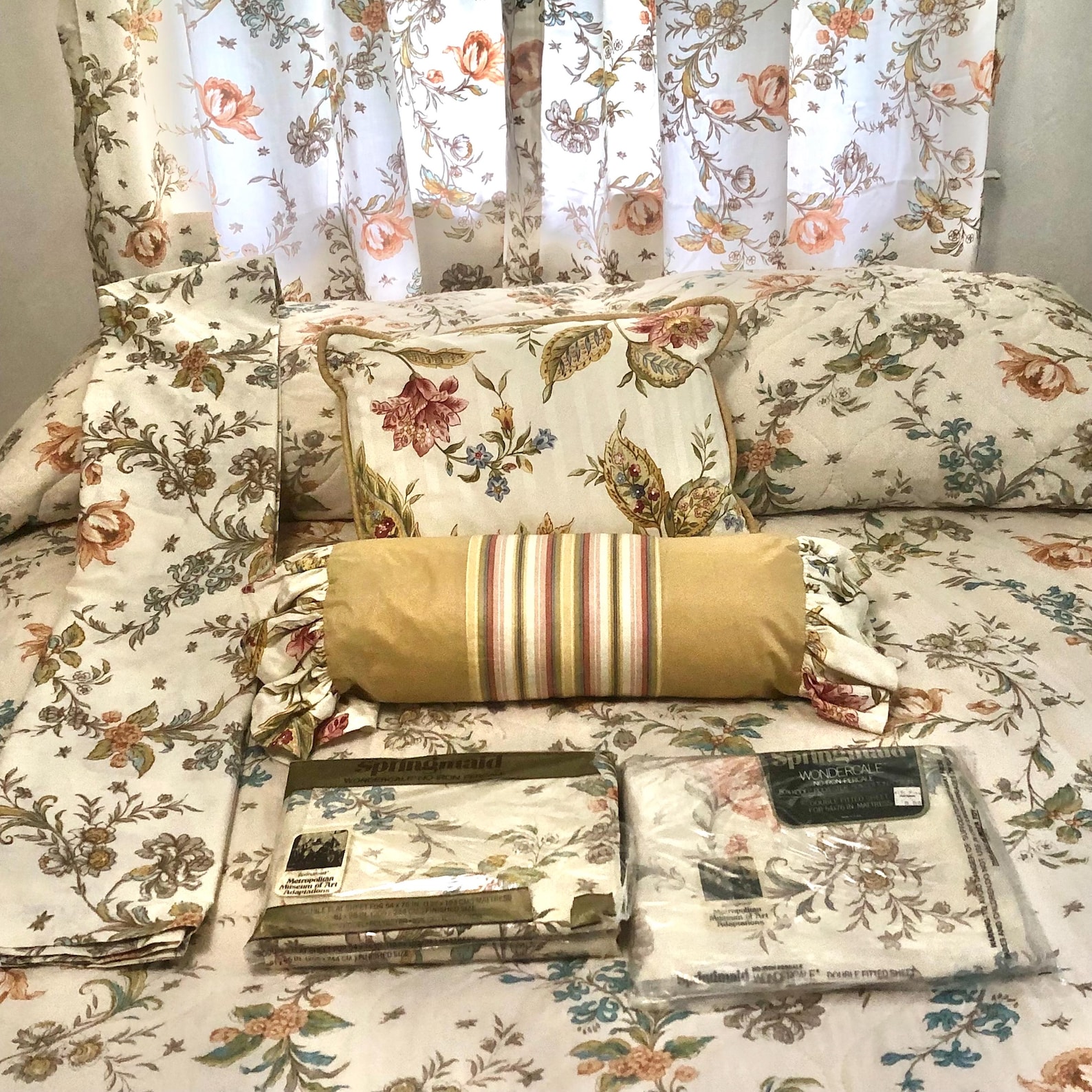Vintage Springmaid 8 Piece Double Floral Bedspread/ Sheets, Curtains ...