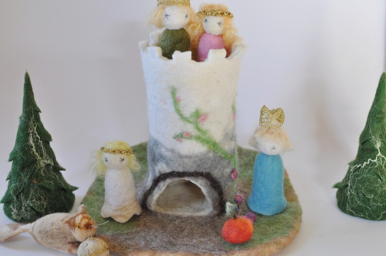 Felt Castle Fortress Knight King Queen Playmat Tower Waldorf | Etsy