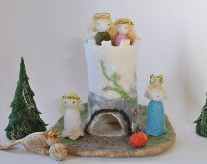 Felt Castle Fortress Knight King Queen Playmat Tower Waldorf Playcape ...