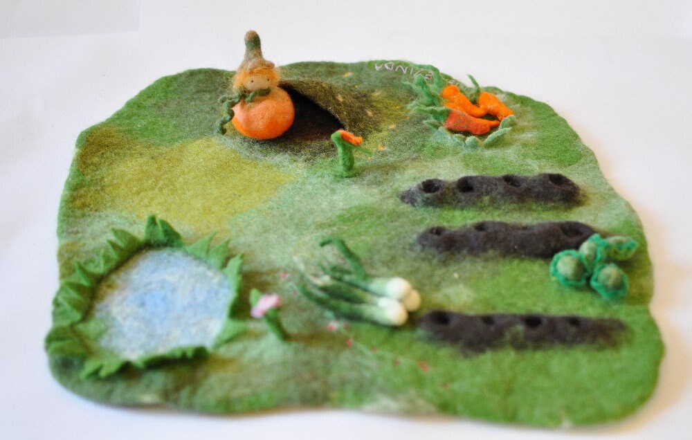 Garden Waldorf Playmat With Veggies Vegetables Pull Out Carrot Cabbage ...