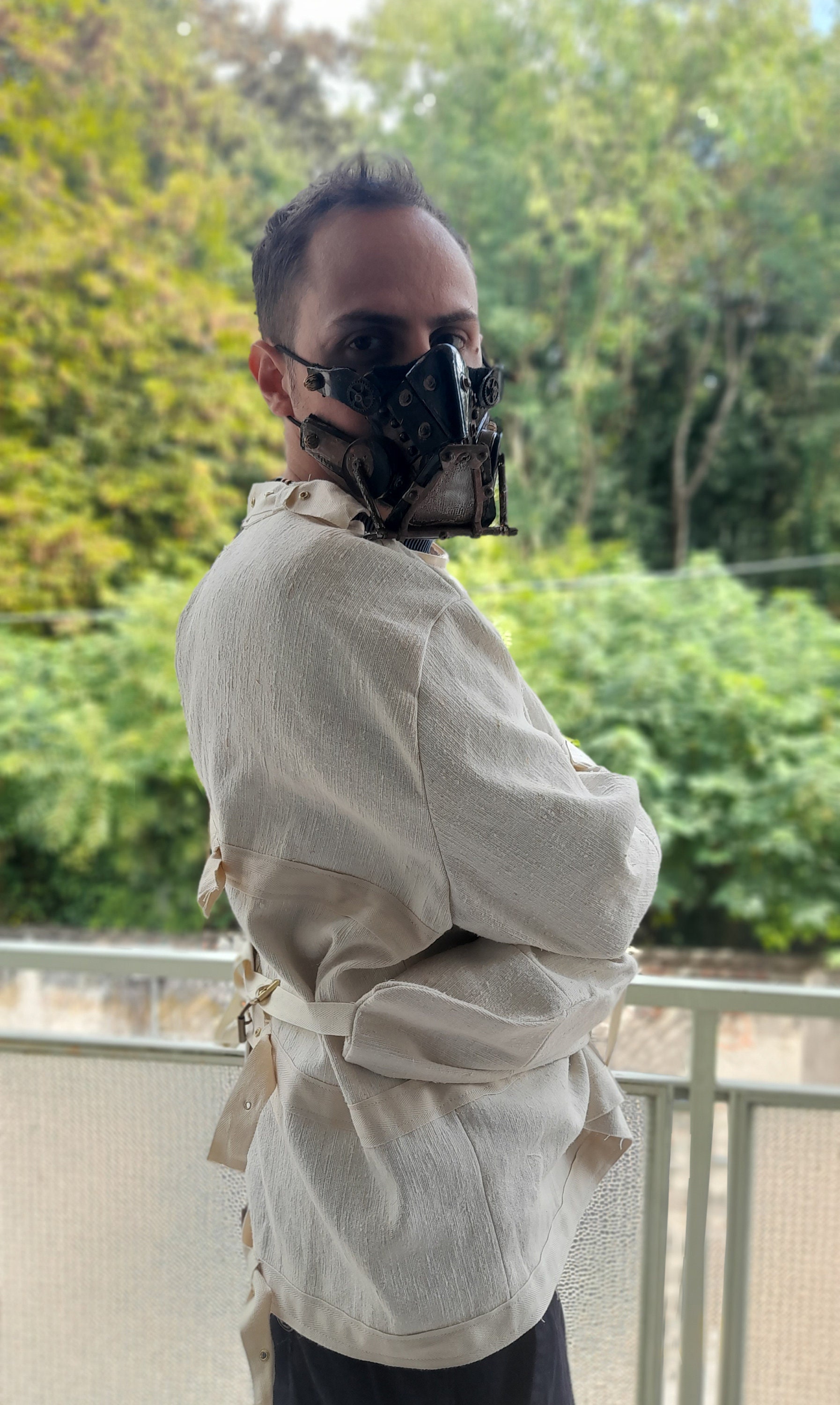 BESTSELLER Ivory White Straitjacket Asylum Horror Costume Replica ...