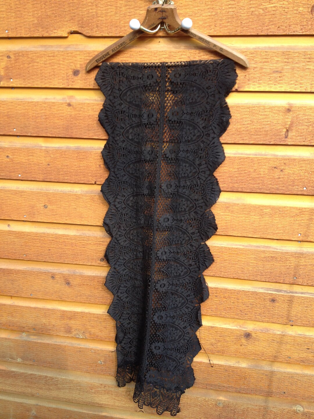 Authentic Mourning Shawl Victorian, Black Chantilly Lace 19th Century ...