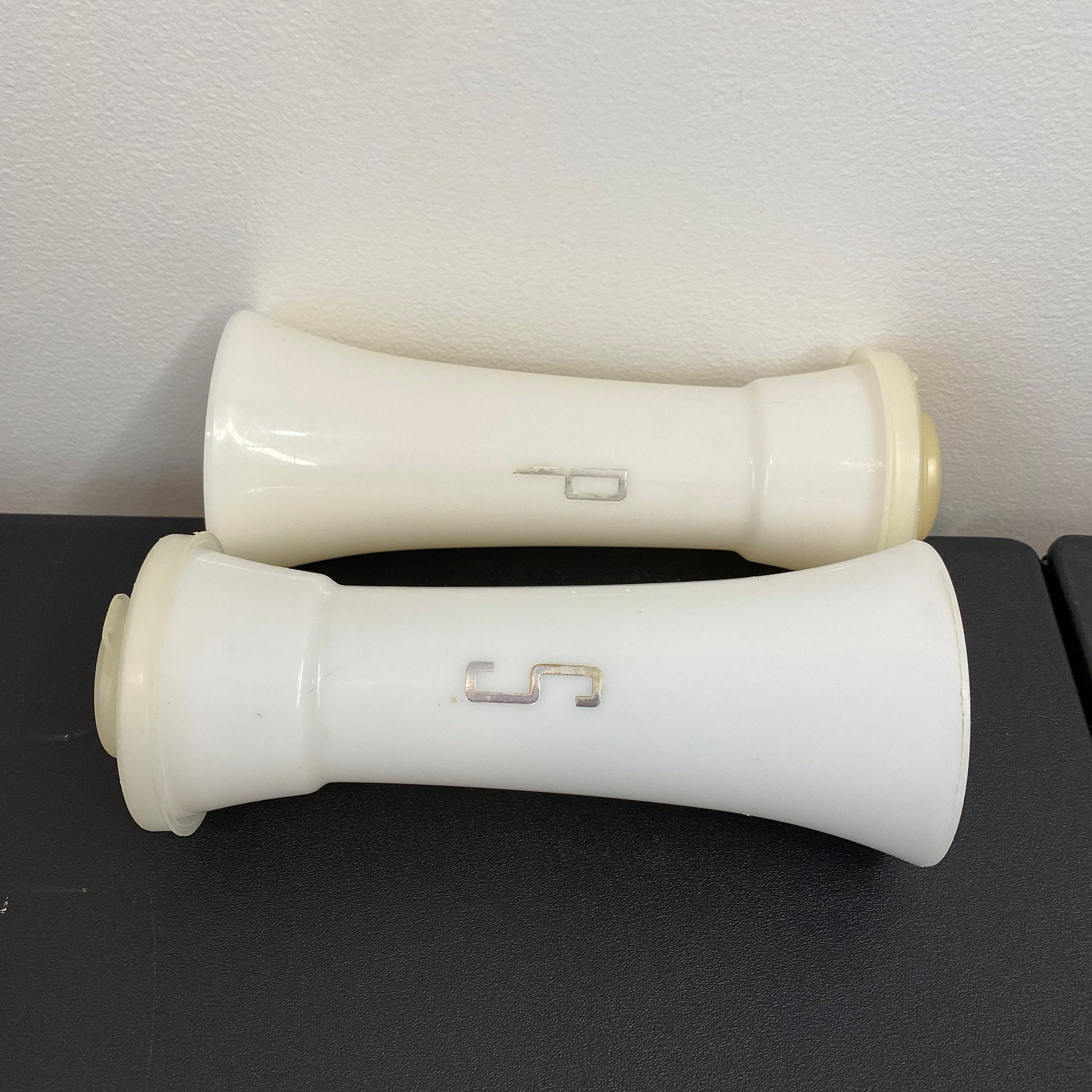 Tupperware Vintage 6 Salt Pepper Shakers Mid Century Modern Kitchen ...