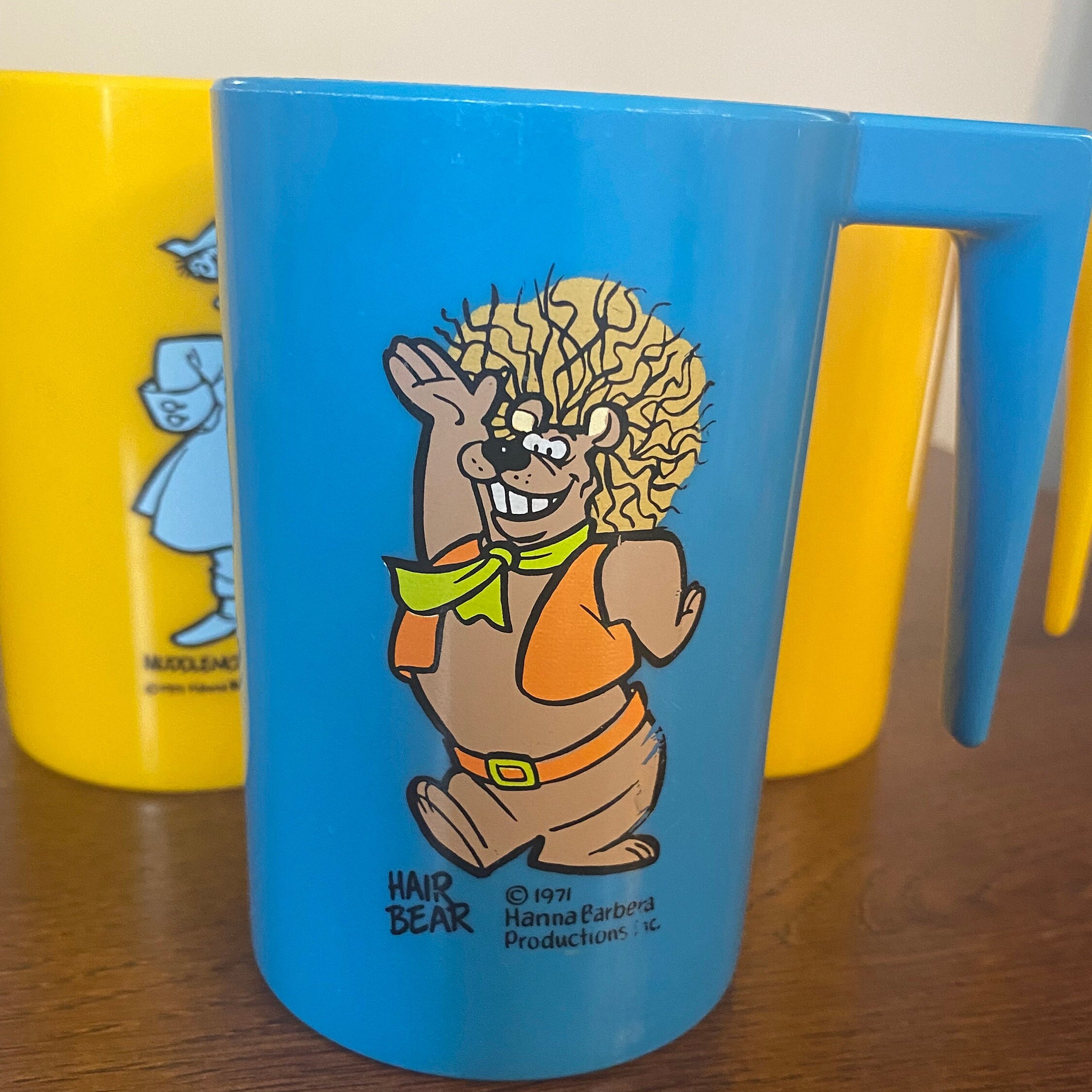 Hanna Barbera Vintage 1971 hair Bear Bunch Mugs, Square Bear, Drink ...
