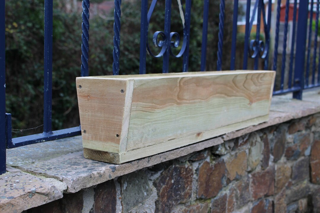 V Shaped Garden Planter Trough, Herb, Vegetable Planter, Box 60, 80 ...