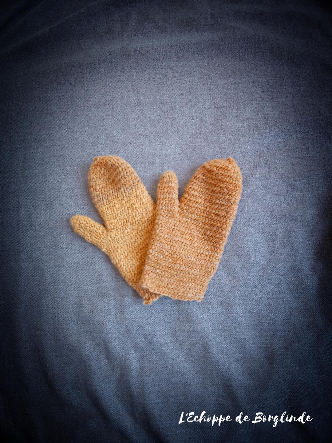 Nalbinding Mittens - Pure Wool Naturally Dyed (yellow) - Historic ...