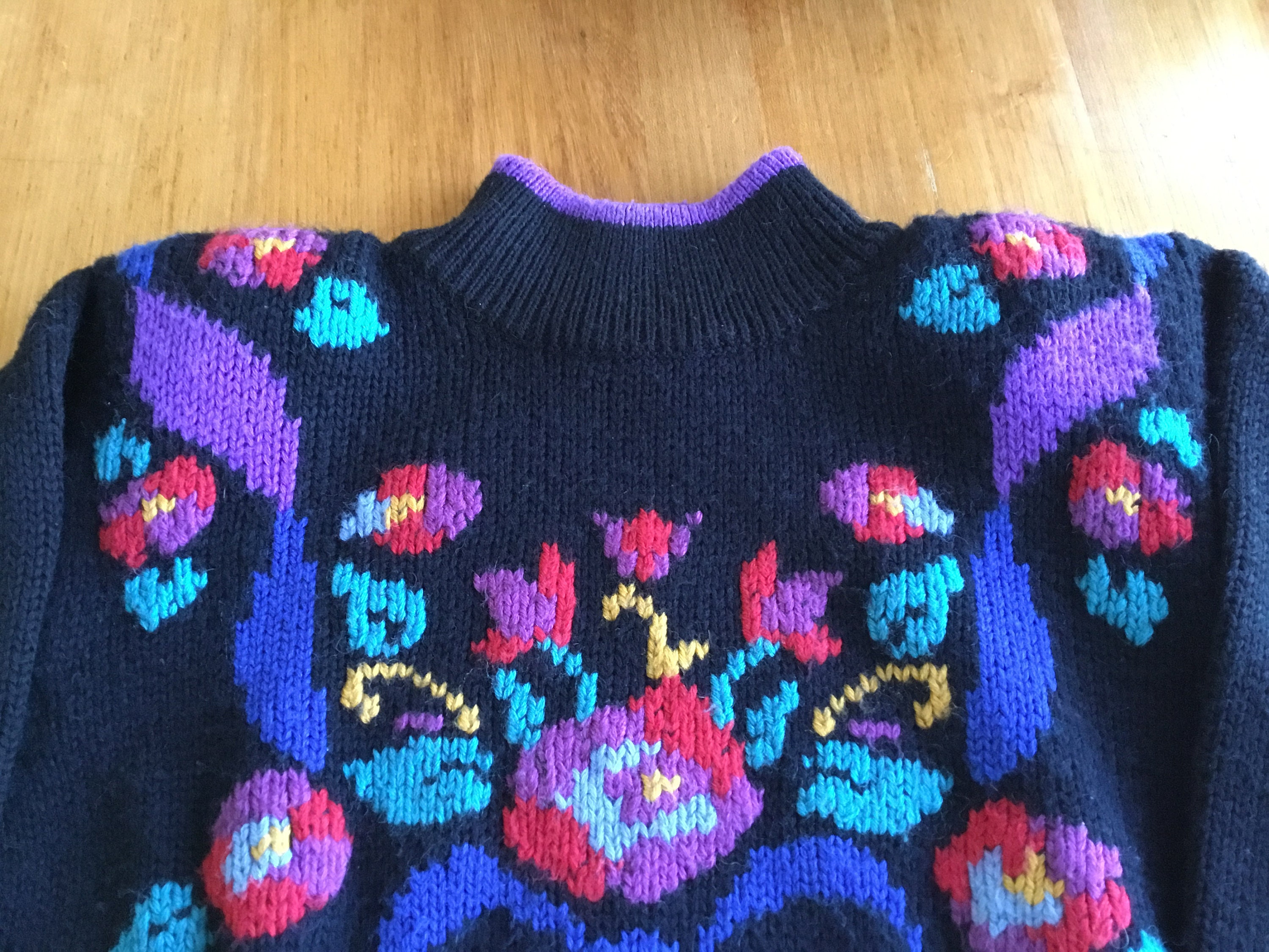 Iconic 1980’s Vintage Ladies Sweater - Etsy