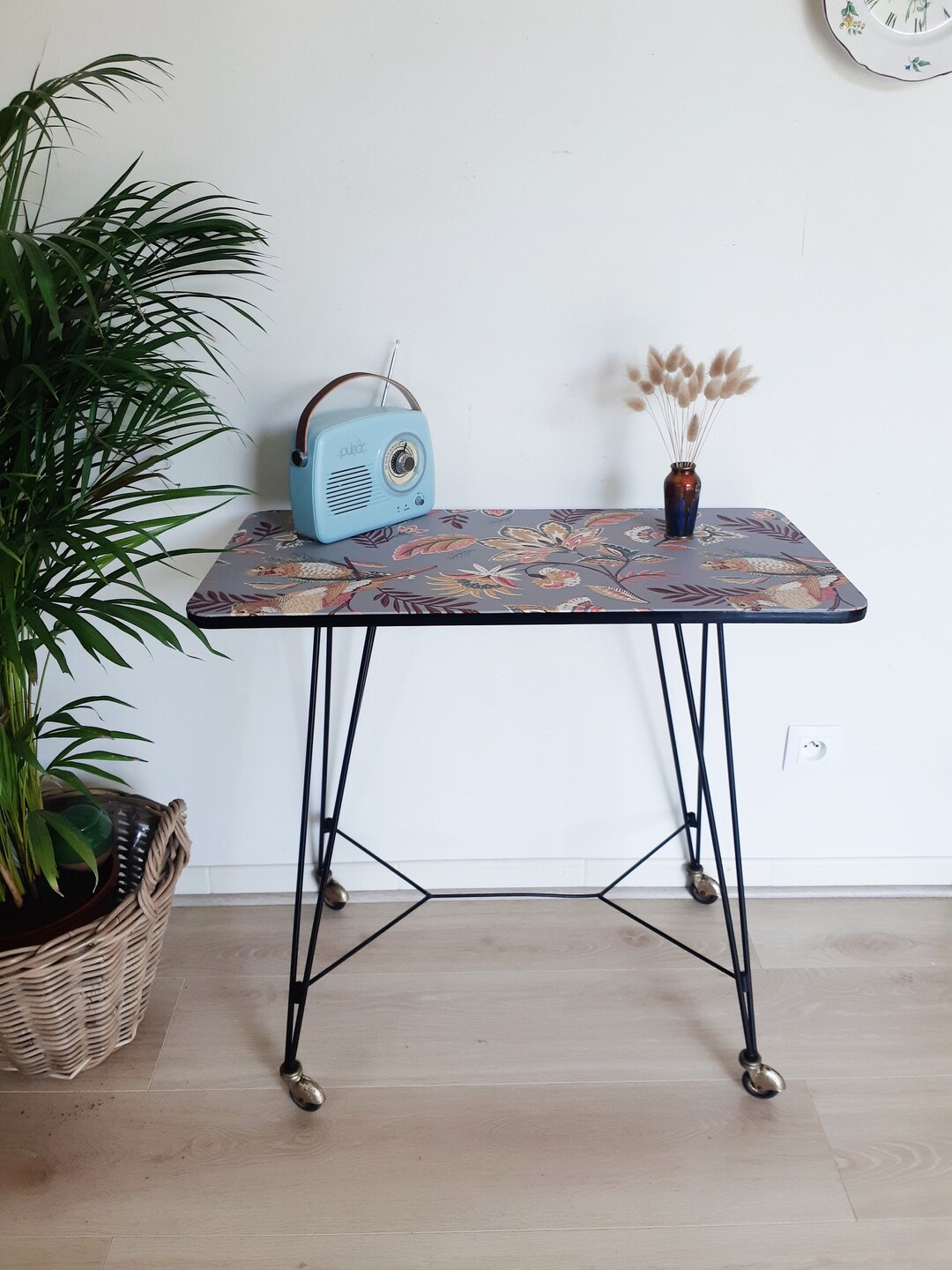 Vintage TV Table, Side Table, Console, Dressing Table, Desk, Revamped ...