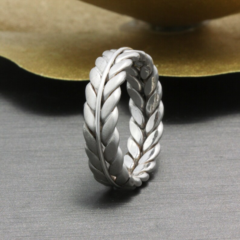Hand-braided Fern Style Concave Wedding Band, Floral Wedding Band ...