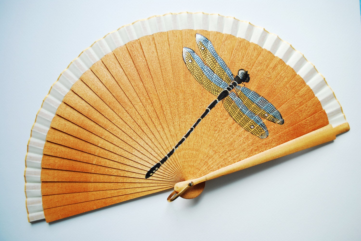 Hand Fan / DRAGONFLY Handpainted Fan / Wooden Fan / FREE - Etsy