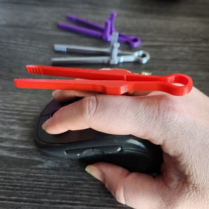Wearable Gamer Chopsticks, 3D Printed Finger Chop Sticks for Snacking ...