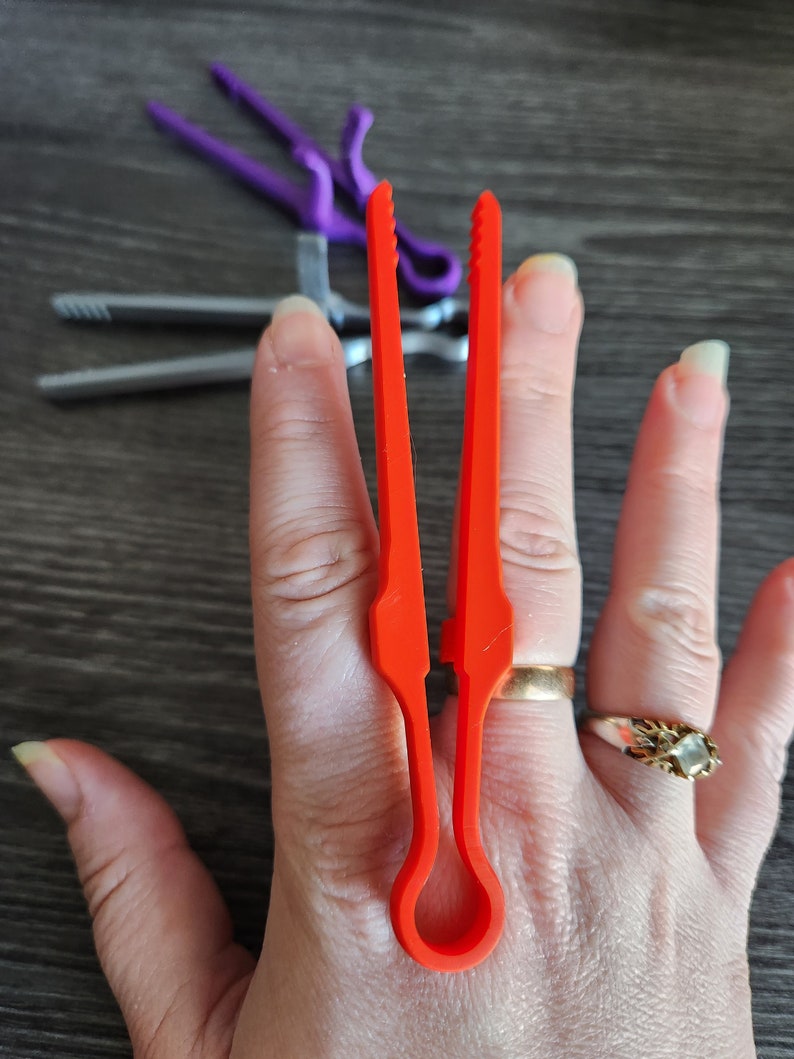 Wearable Gamer Chopsticks, 3D Printed Finger Chop Sticks for Snacking ...