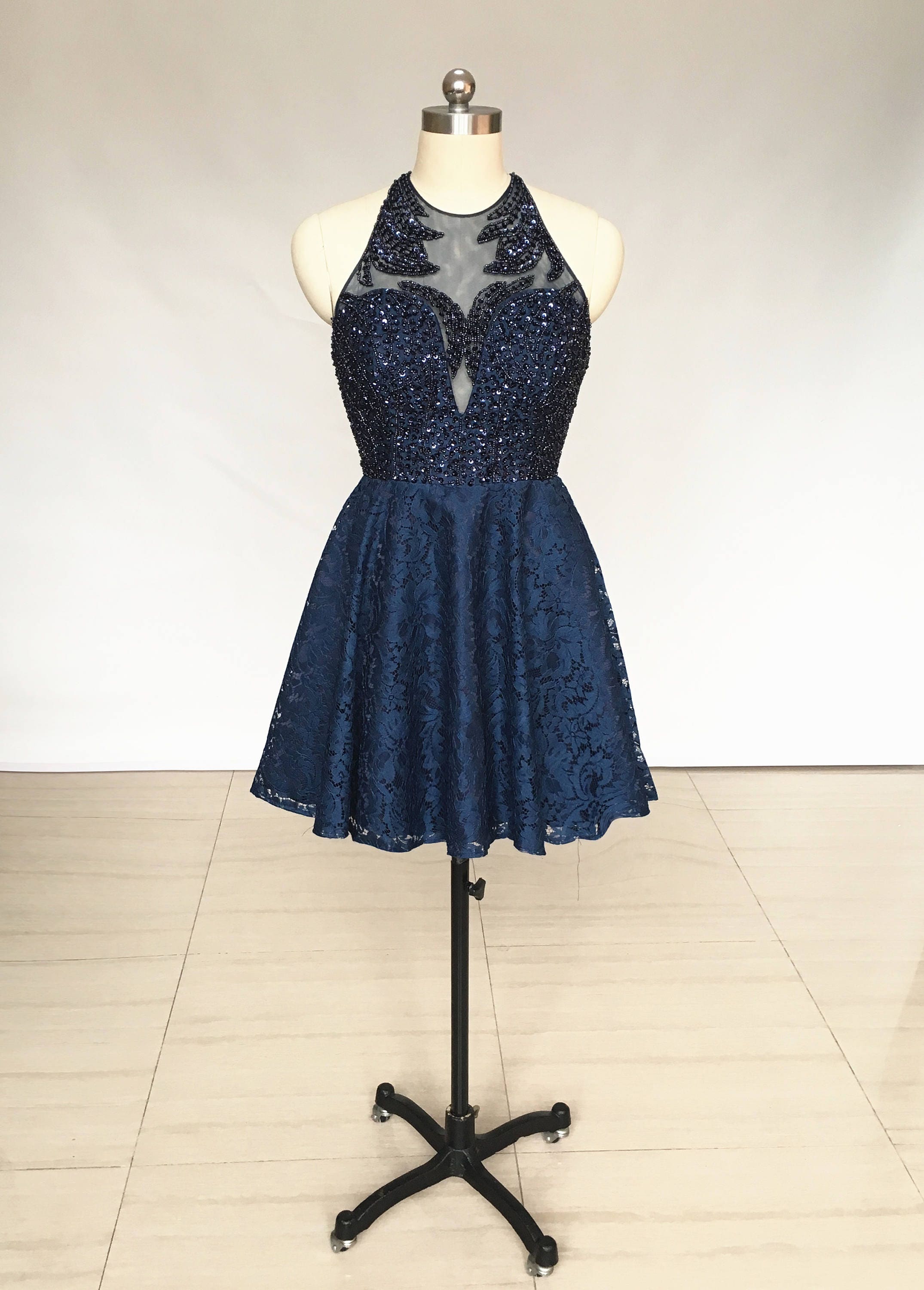 Hellblaue Kurze Heimkehrkleider