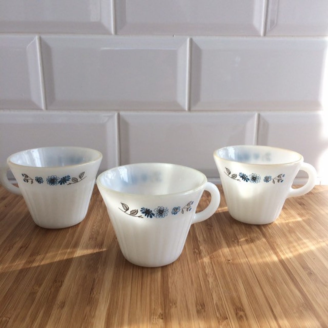 Vintage Set of 3 Termocrisa Mugs Cups Tea Cups Milk Glass Made in ...