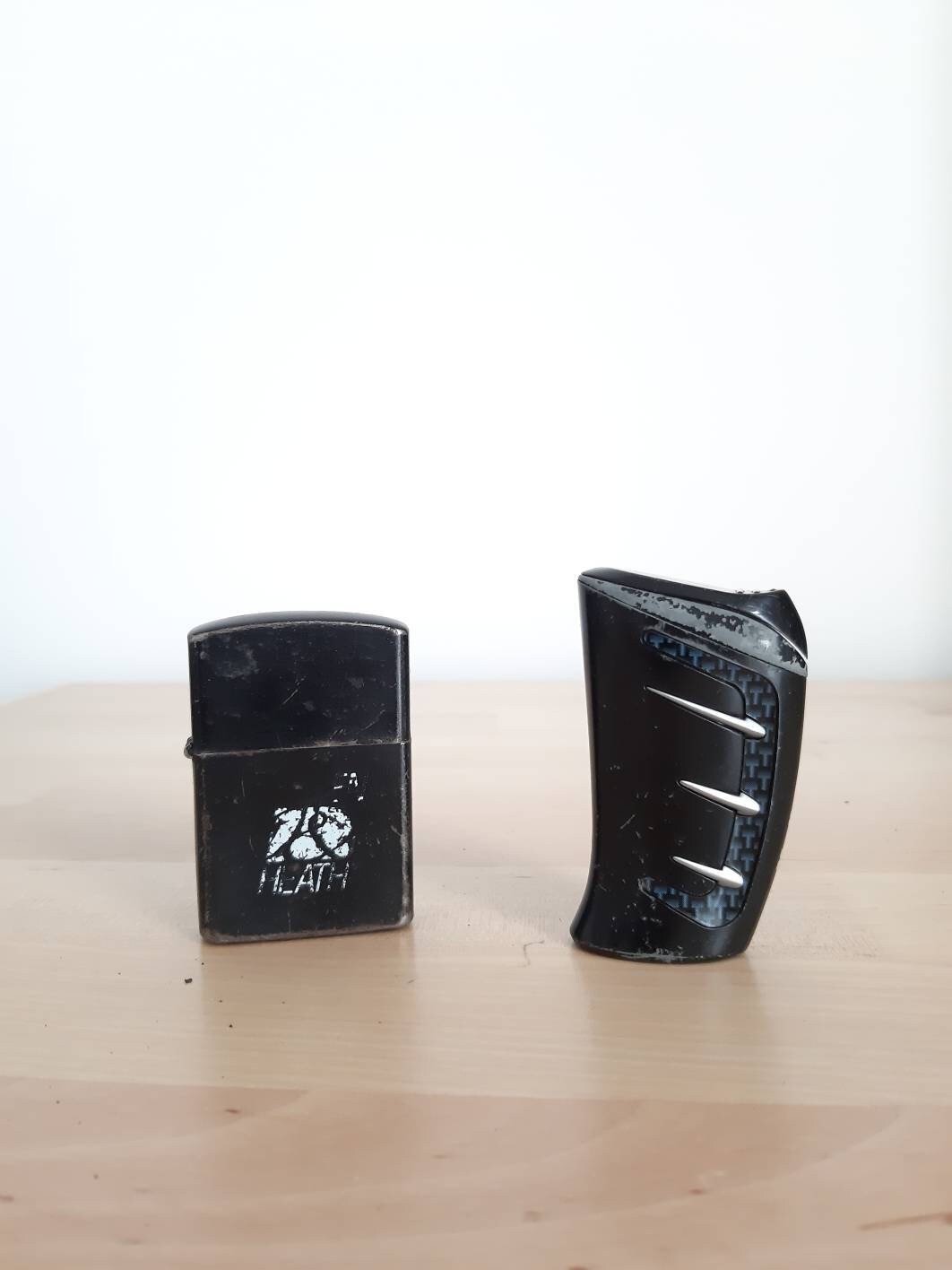 Set of 2 vintage lighters lighter marlboro benzine | Etsy