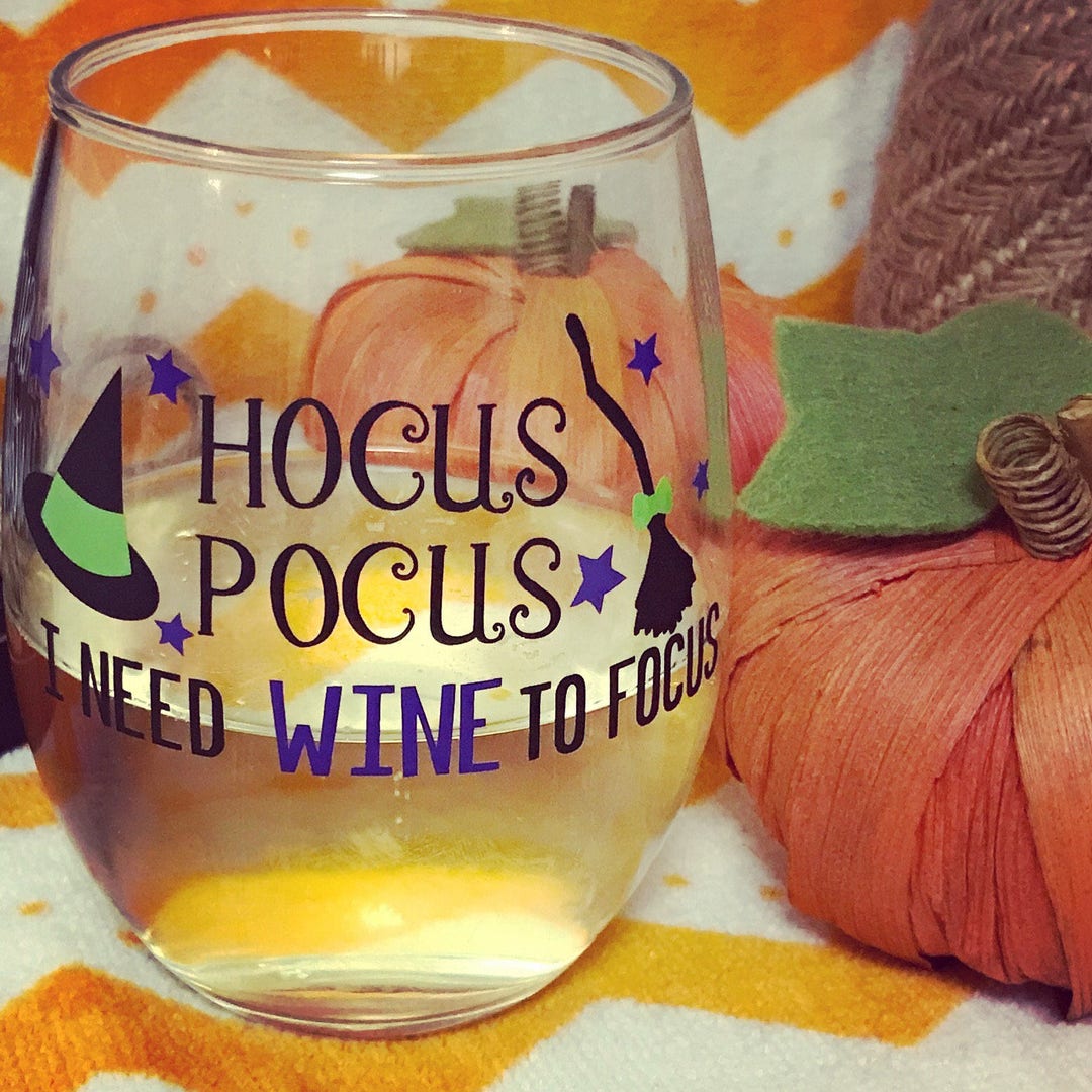 Halloween Wine Glass/hocus Pocus I Need Wine to Focus - Etsy