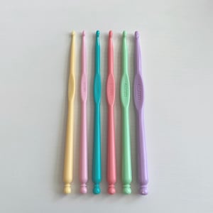 Plastic Crochet Hook, Crochet Hook Set, Decorative Crochet Hooks ...
