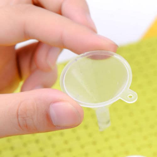 Small Mini Funnel Diffuser Atomizers Bottles Perfume Filling - Etsy