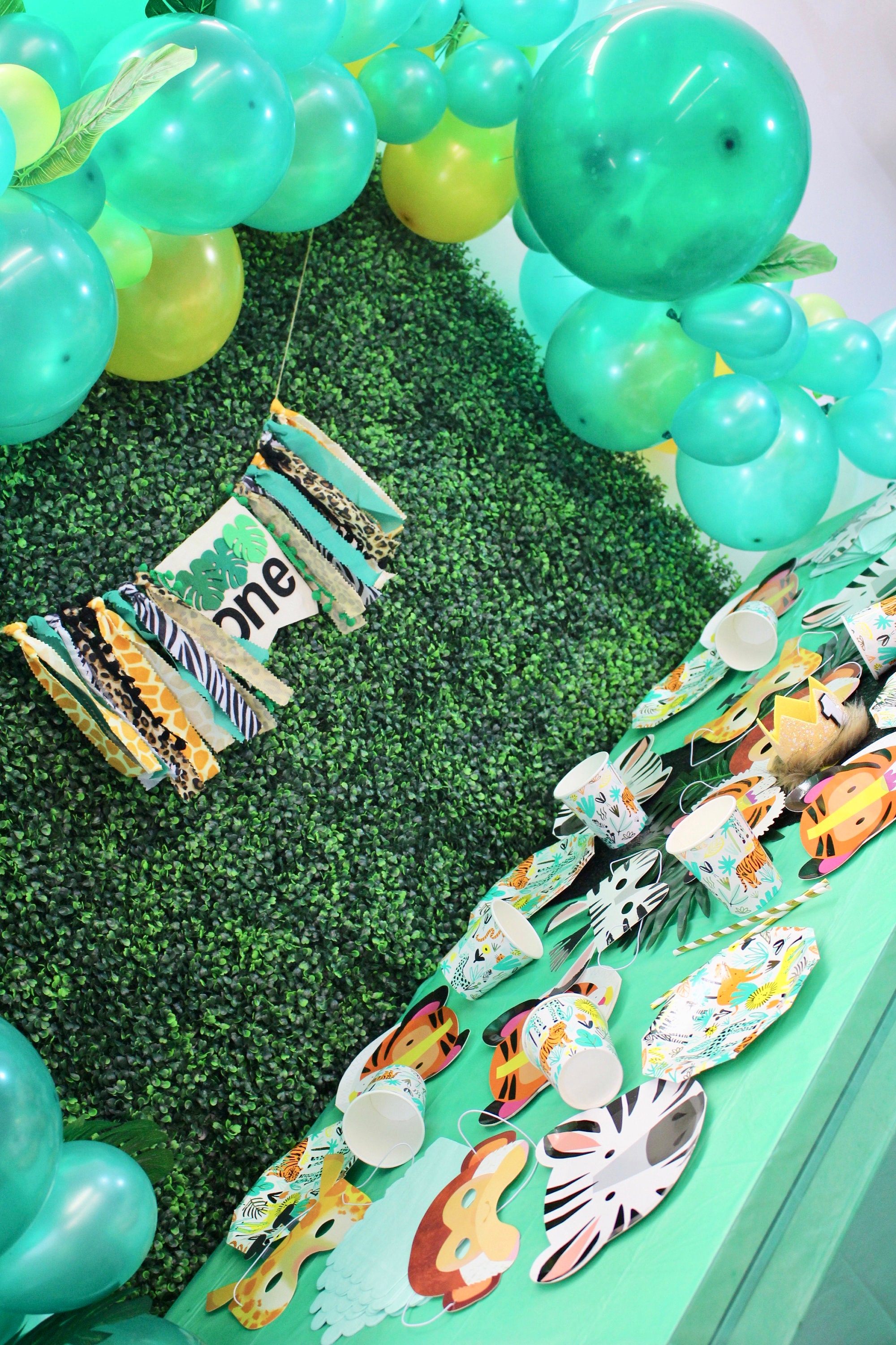 257 Piece Wild One Safari Party Box Wild One First | Etsy