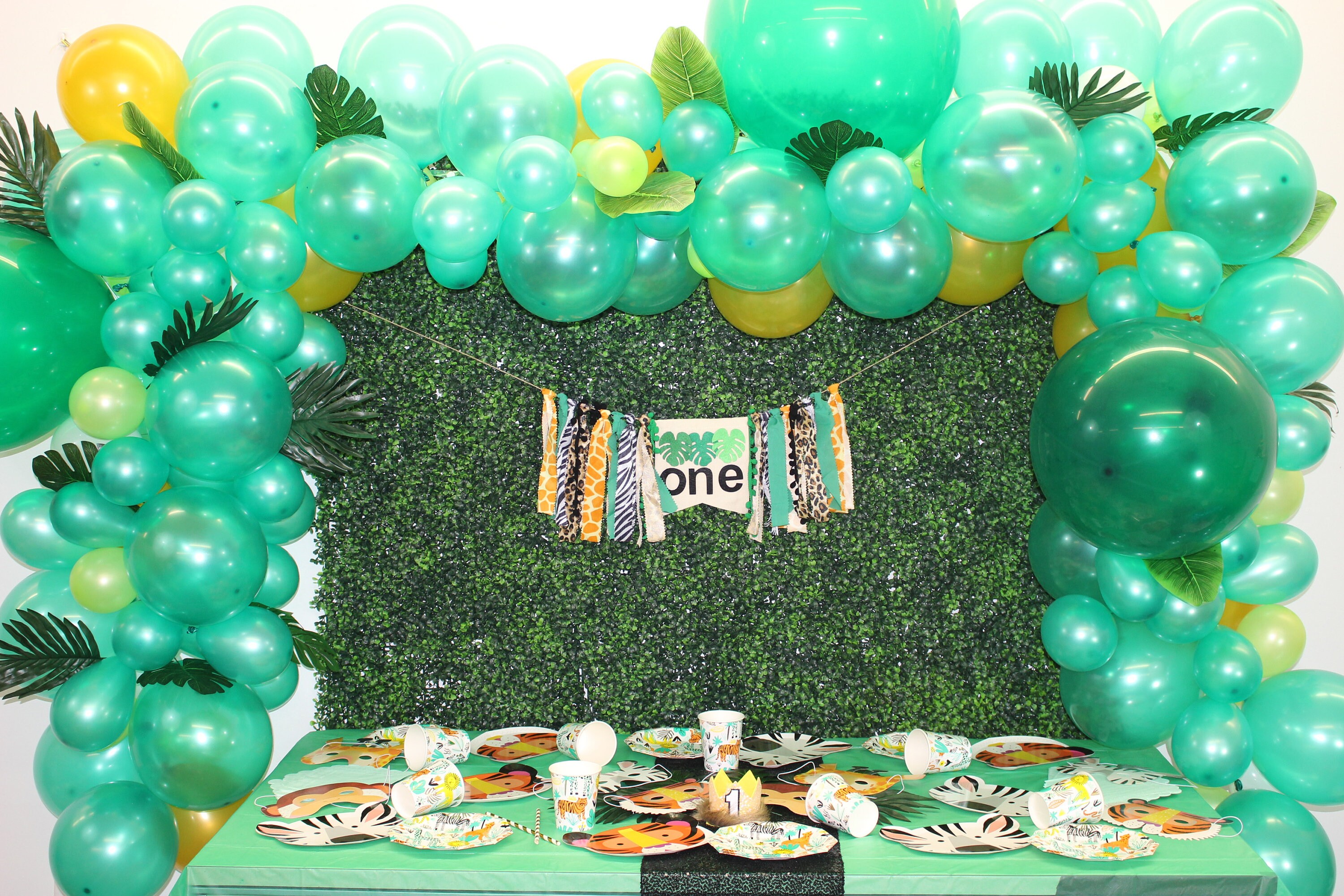 257 Piece Wild One Safari Party Box Wild One First | Etsy