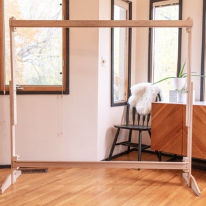 Extra Large Great Grizzly Loom - 60" X 64" Adjustable Tapestry Loom ...