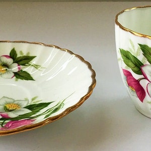 Vintage 1950 JASON Fine Bone China CHRISTMAS ROSE Tea Cup & Saucer Made ...