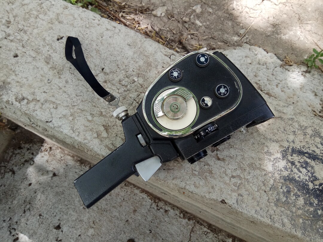 Soviet Camera Zenit Quarz 2M Russian Video Camera Vintage - Etsy