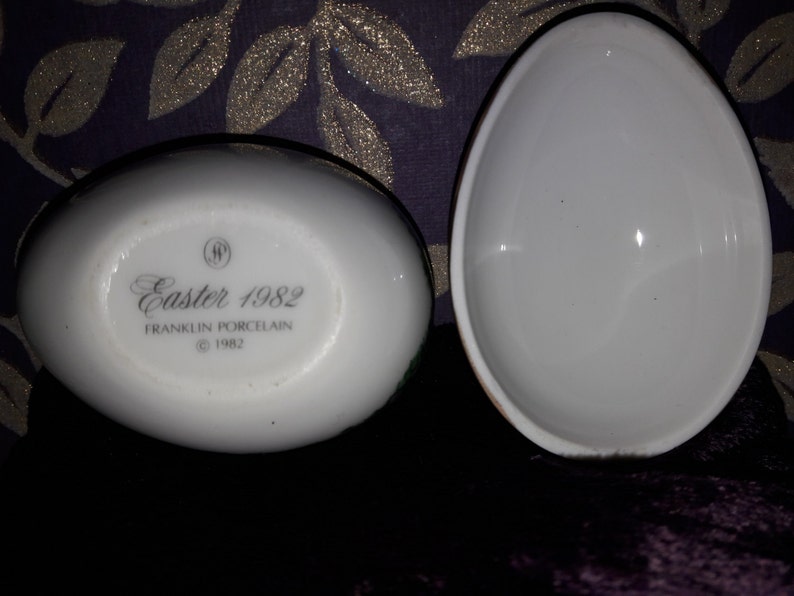 FRANKLIN MINT Porcelain Easter Egg Collectible Trinket Box From 1982 ...