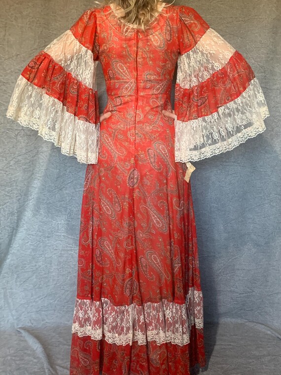 70s Vintage Rare Gunne Sax Maxi Gown//1970s Red Paisl… - Gem