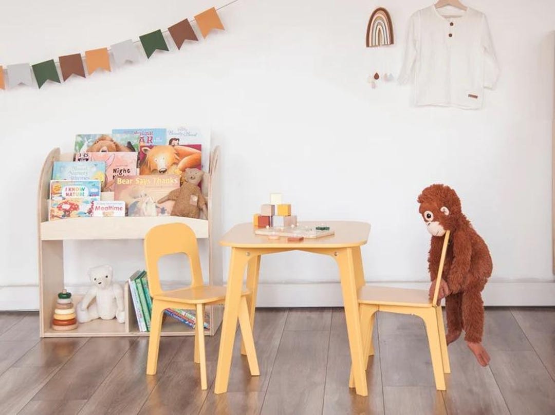 Toddler Reading Corner Set With Table, Chairs and Front-facing ...