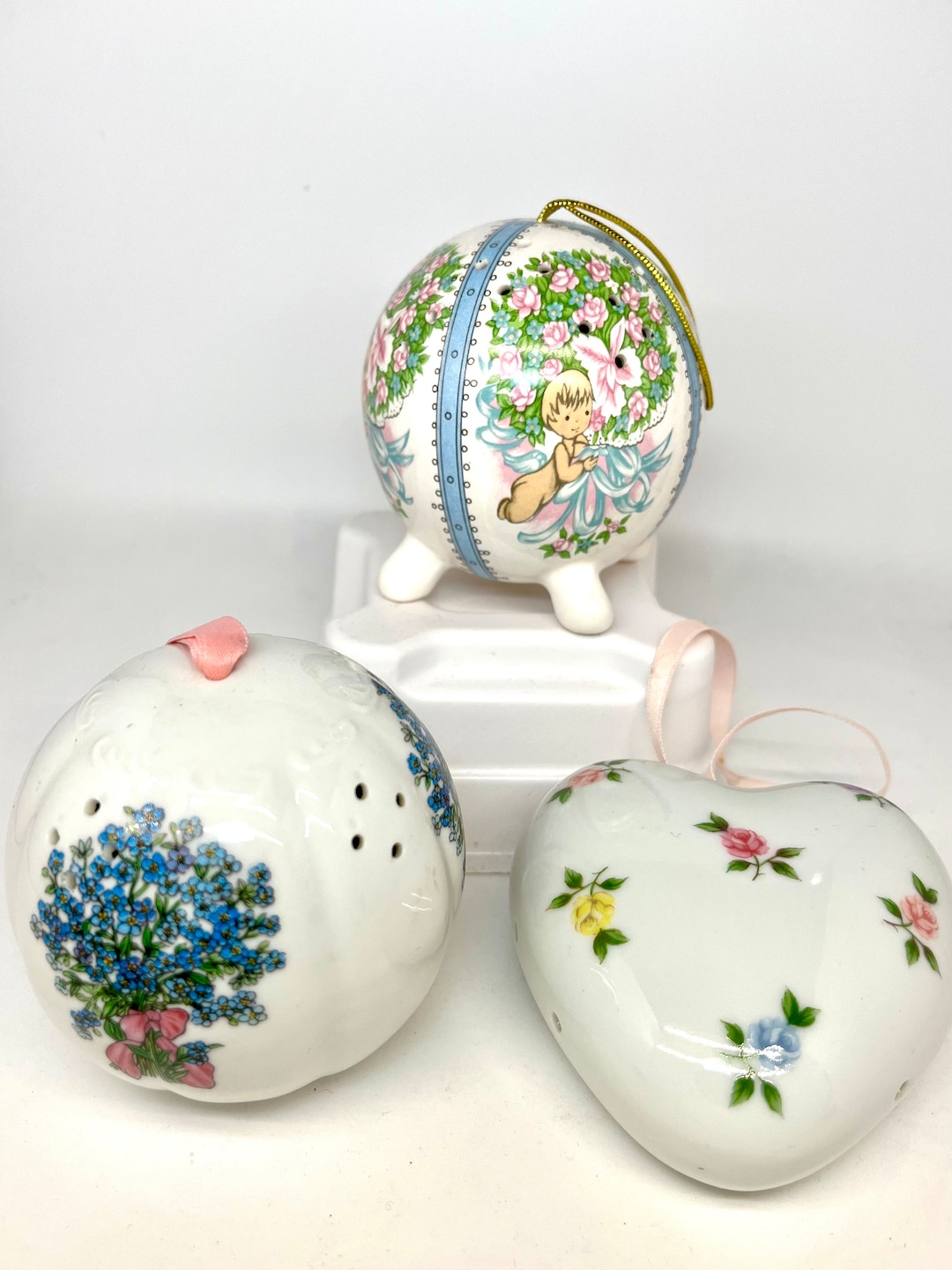 Three Vintage Potpourri Ball Ceramic Porcelain Fragrance Pomander ...