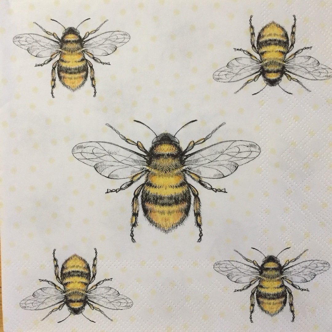 3 Decoupage Napkins, Three Sizes of Honey Bees 13" X 13" Unfolded - Etsy
